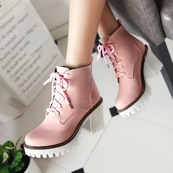 Ulass Lace Up High Heel Ankle Boots on Luulla